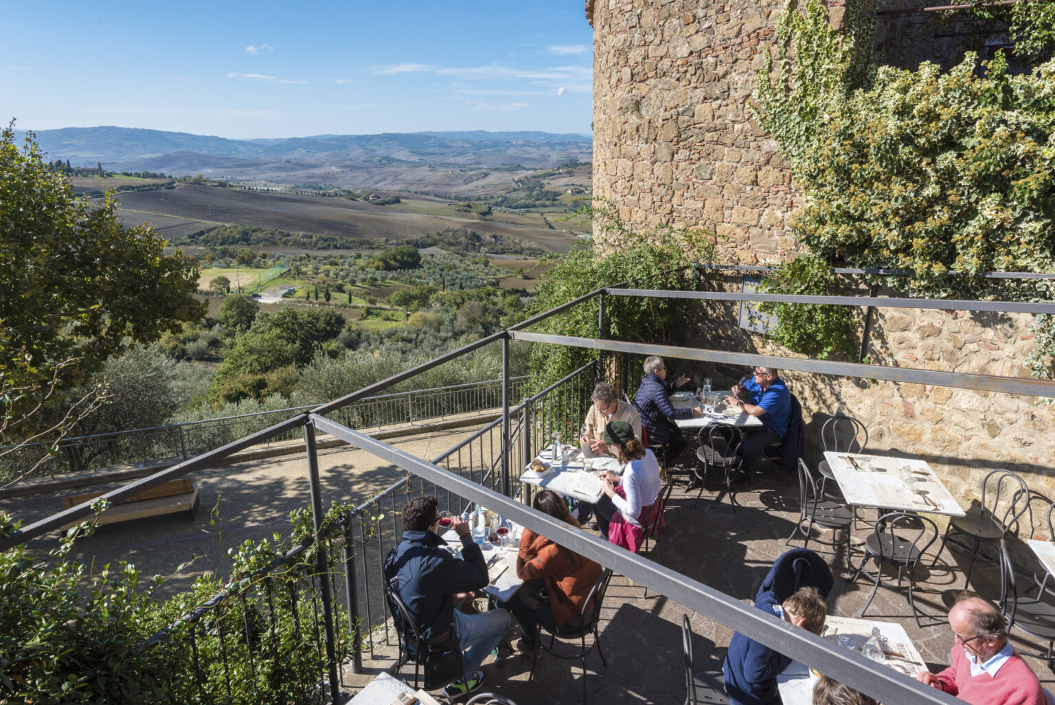 Tuscany. Monticchiello - Does it a good idea to Val d'Orcia?
